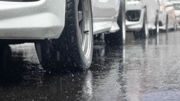 Keep Fleet Drivers Safe in Wet Weather with This Helpful Training Guide ...